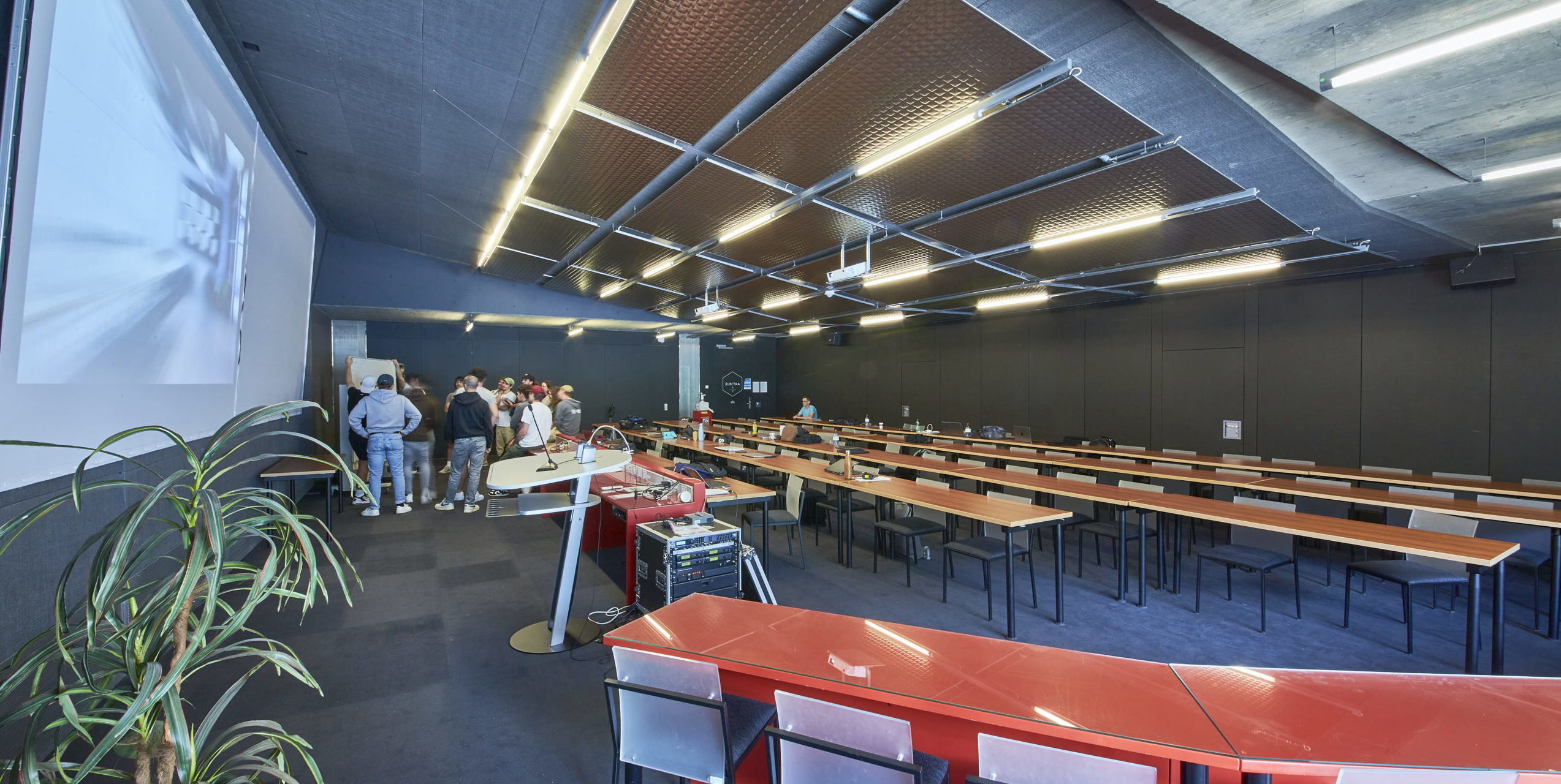 Salles de conférence / visio-conférence (10-250 pers.) – Swiss Digital ...